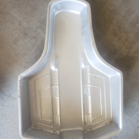 Wilton | Kitchen | Vintage 978 Wilton Spaceshipstarshiprocket Cake Pan ...